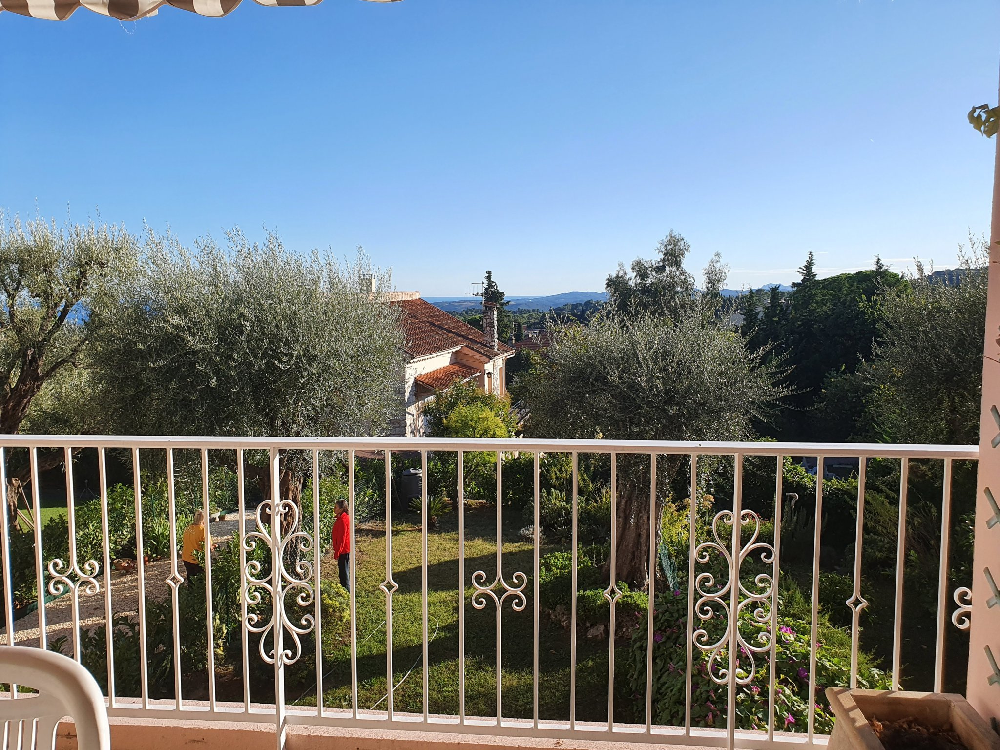vente EXCLUSIVITE - RARE - VENCE -APPARTEMENT 3 PIECES vente EXCLUSIVITE - RARE - VENCE -APPARTEMENT 3 PIECES